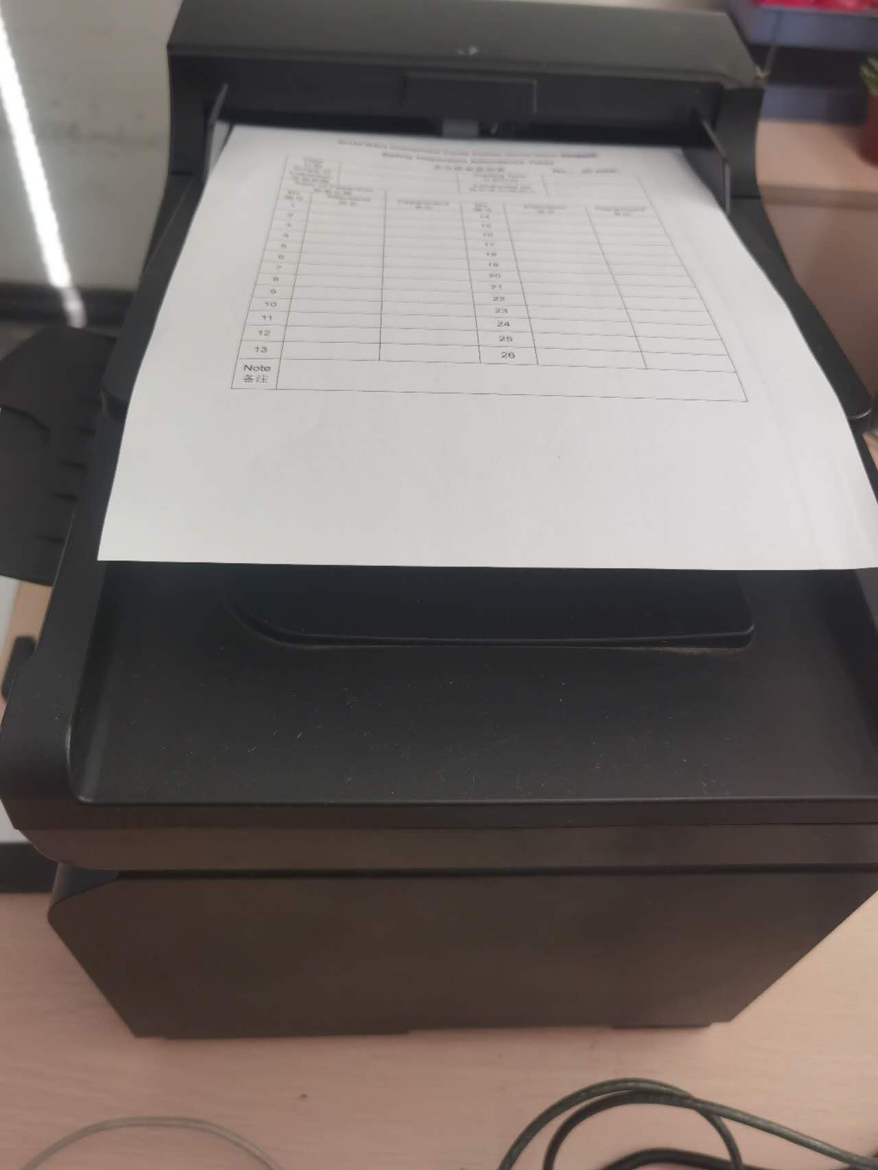 LASERJET 100 COLOR MFP 175A用HP smart扫描选择 选择文档进纸器... - 惠普支持社区 - 1326879